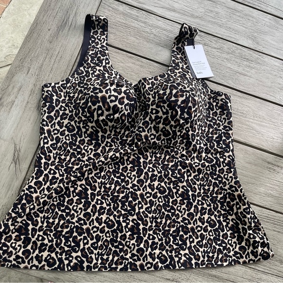knix | Tops | Knix Savanna Luxe Lift Scoop Neck Leopard Print Tank ...